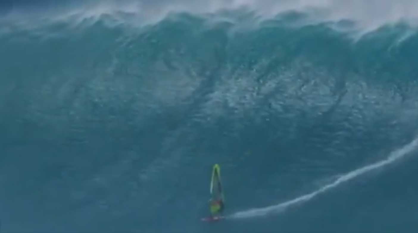 Il più pesante wipeout a Jaws? - 4ActionSport